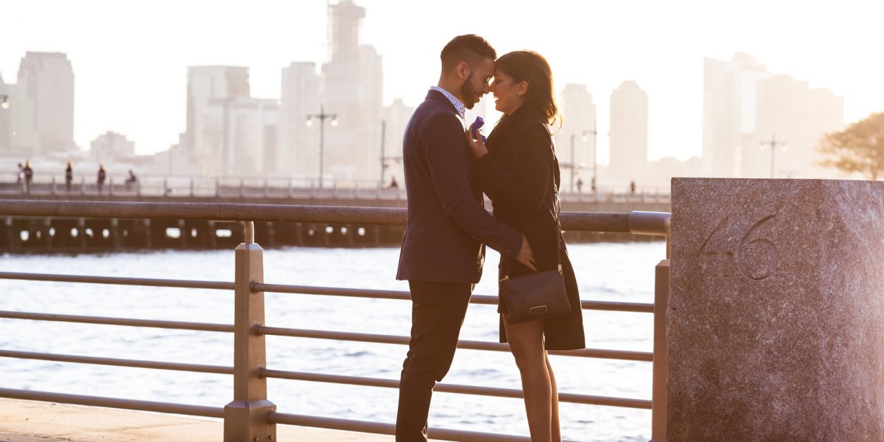 A New York City Skyline Surprise Proposal Nyc Proposal Photographer